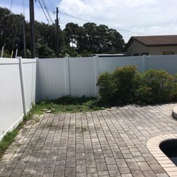 Fence Outlet - 12 Photos & 16 Reviews - Fences & Gates - 201 S ...