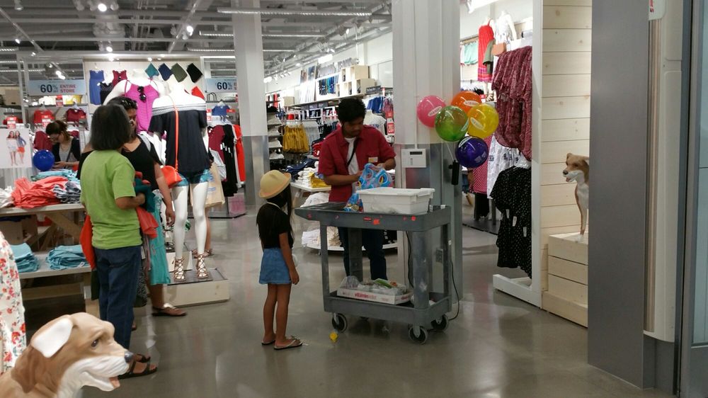 Old Navy - 119 Photos & 102 Reviews - Men's Clothing - 1450 Ala Moana ...