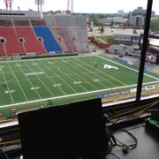 McMahon Stadium - 26 Photos & 10 Reviews - Stadiums & Arenas - 1817 ...