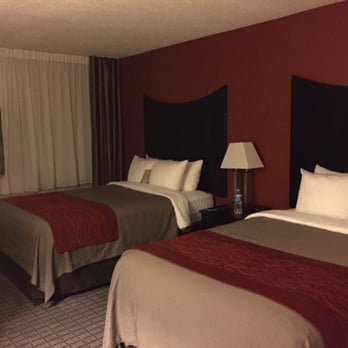 Comfort Inn & Suites BWI Airport - 56 Photos & 46 Reviews - Hotels ...