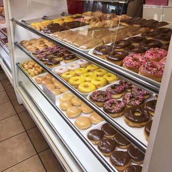 Sunrise Donuts - 66 Photos & 157 Reviews - Donuts - 3536 W Baseline Rd ...