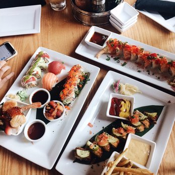 The Cowfish Sushi Burger Bar - 1023 Photos & 972 Reviews - Sushi Bars ...