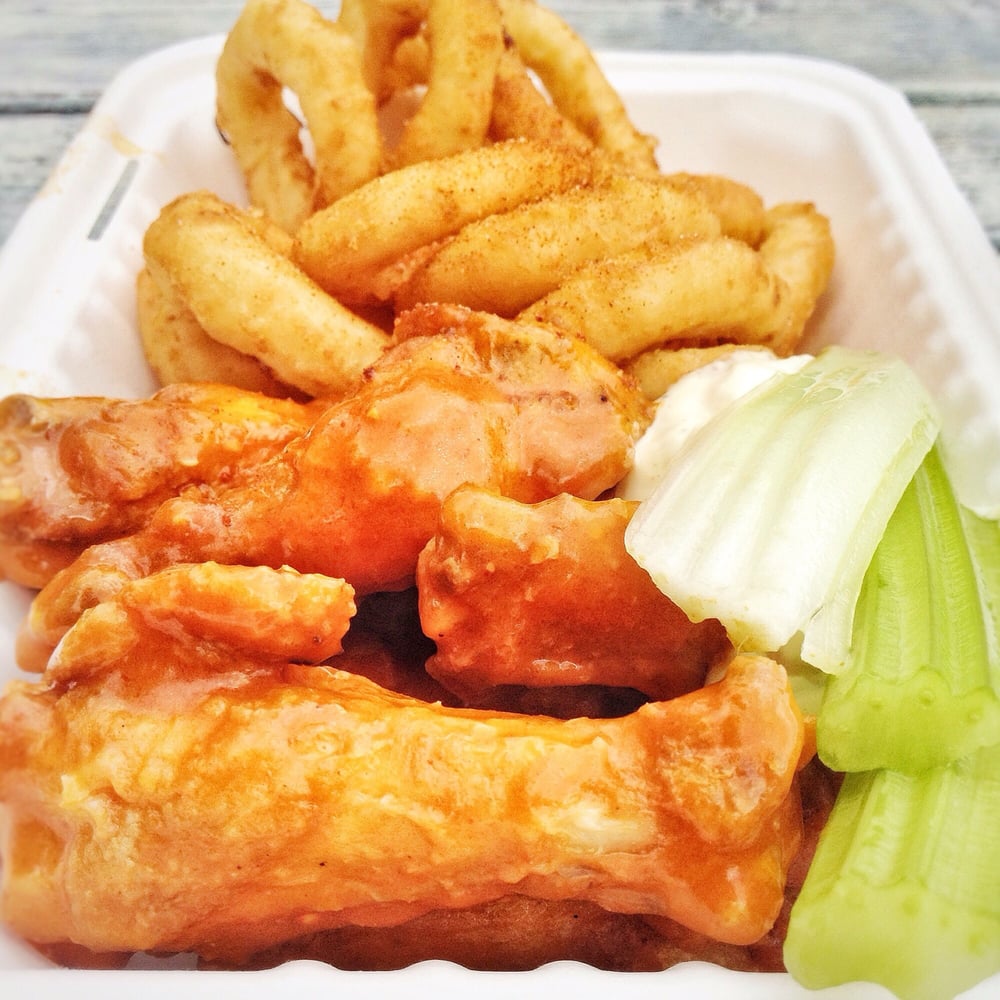The Orange Buffalo - 49 Photos & 39 Reviews - Chicken Wings - Brick ...