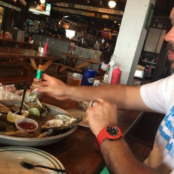 Half Shell Raw Bar - 509 Photos & 469 Reviews - Seafood - 231 Margaret ...