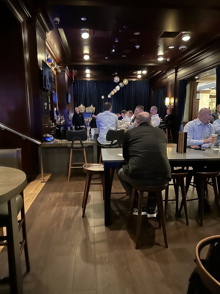 Library Bar, New York | Roadtrippers