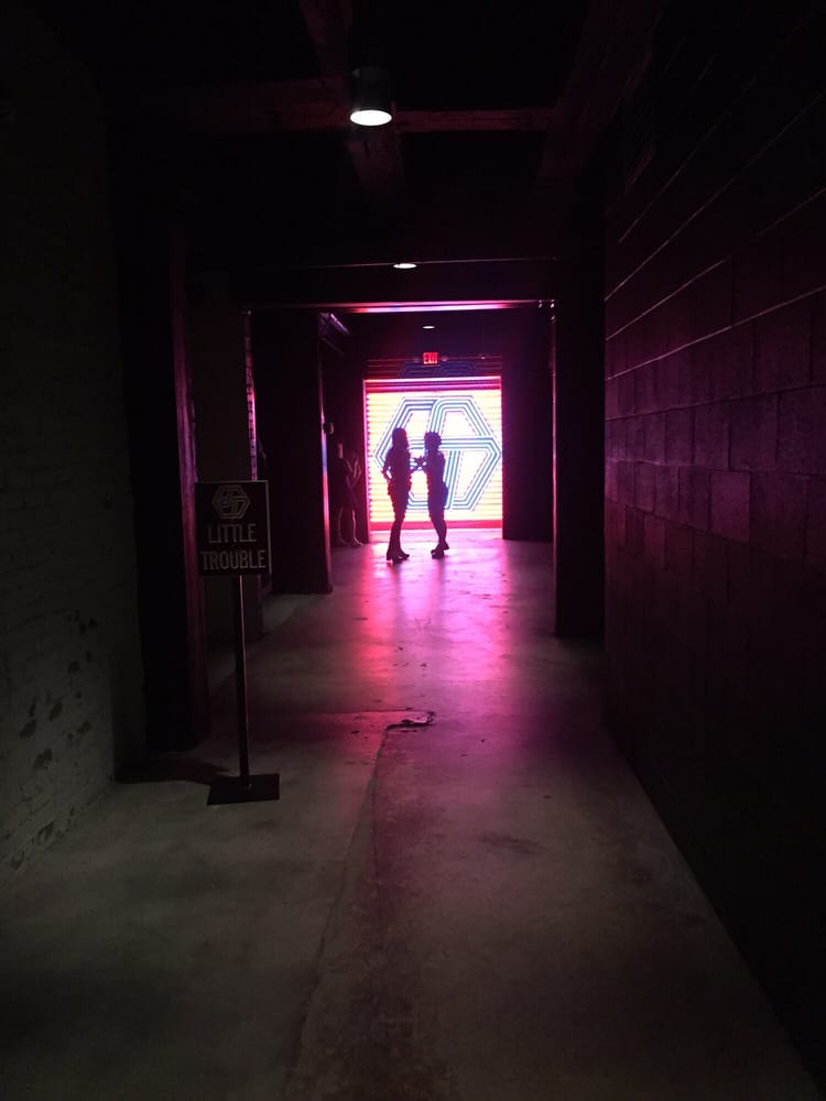 Awesome neo-Tokyo/cyberpunk themed bar in Atlanta : r/Cyberpunk