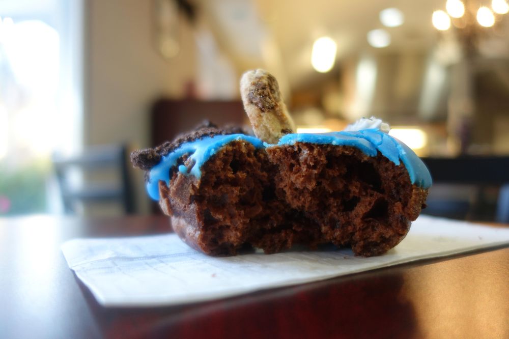 Zombee Donuts - 988 Photos & 470 Reviews - Donuts - 802 E Chapman Ave ...