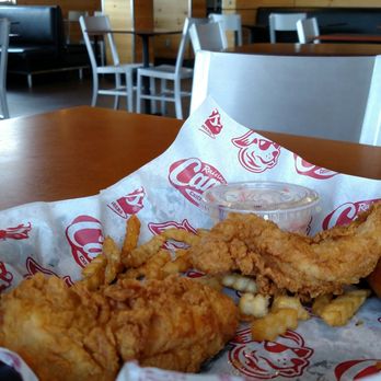 Raising Cane’s Chicken Fingers - 113 Photos & 164 Reviews - Fast Food ...