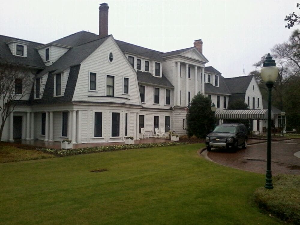 The Holly Inn - 10 Reviews - Hotels - 145 Cherokee Rd, Pinehurst, NC ...