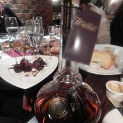 Saloon - 69 Photos & 319 Reviews - American (Traditional) - 255 Elm St ...