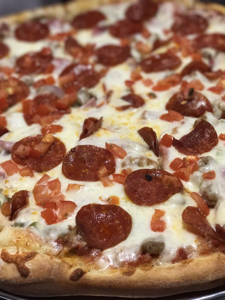 Goomba’s Pizzeria - 60 Photos & 30 Reviews - Pizza - 2395 US-27 ...