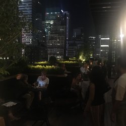 Castell Rooftop Lounge - 10 Photos - Lounges - 260 W 40th St, Midtown ...