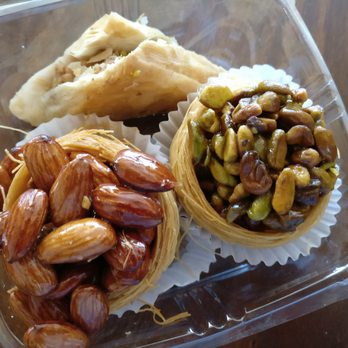 Caesar’s Pastry - 149 Photos & 56 Reviews - Bakeries - 11852 Balboa ...