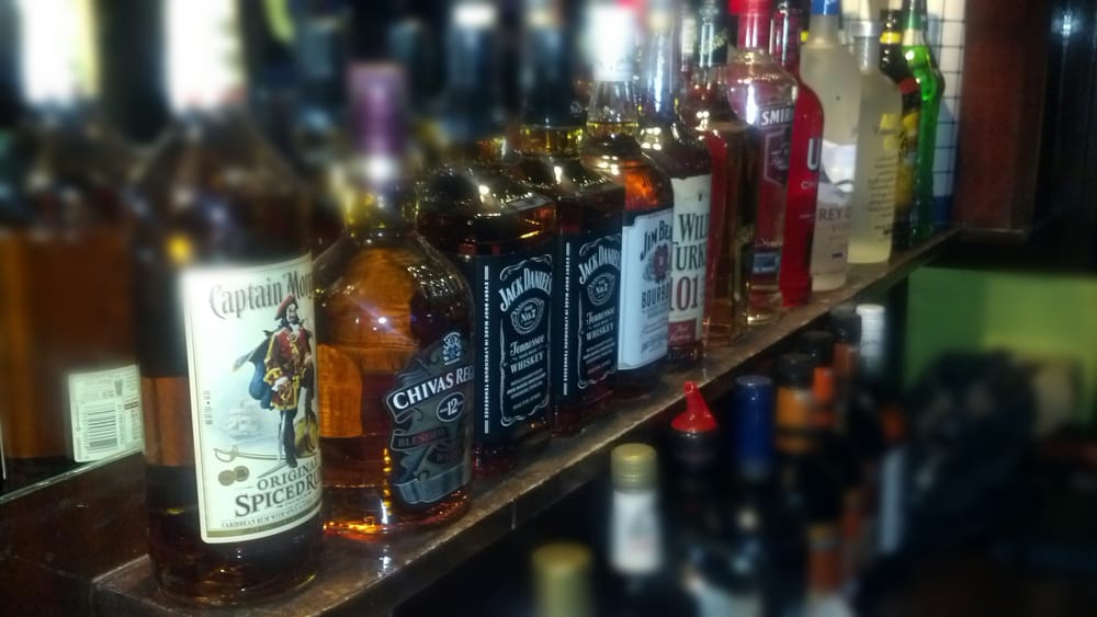 Cuzzin’s Sports Bar & Grill - Bars - 313 E Columbia St, Farmington, MO ...