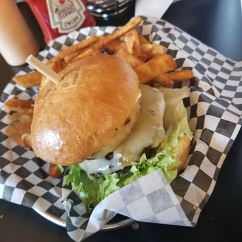Burly Burger - 41 Photos & 61 Reviews - American (Traditional) - 2572 E ...