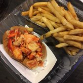 Pauli’s - 486 Photos & 570 Reviews - Sandwiches - 65 Salem St, North ...