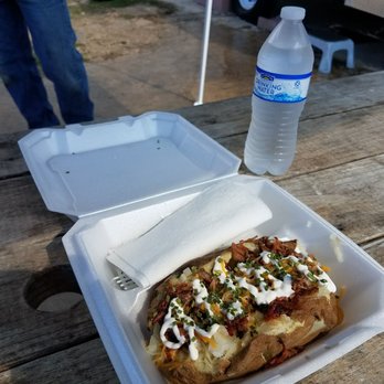 Chunk Deuce BBQ - 13 Photos - Food Trucks - 128 S Guadalupe St, San ...