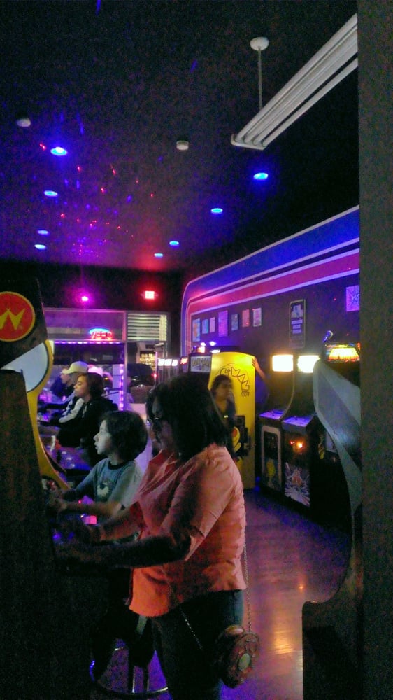 High Scores Arcade - 111 Photos & 164 Reviews - Arcades - 1414 Park St ...