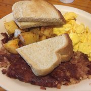 Ruski’s Tavern - 35 Photos & 62 Reviews - Pubs - 212 Danforth St, West ...