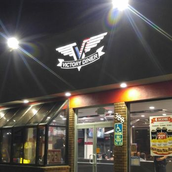 Victory Diner - 139 Photos & 134 Reviews - Burgers - 388 S Main St ...