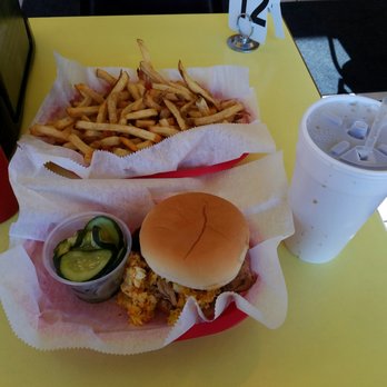 The Pig - 200 Photos & 302 Reviews - Barbeque - 630 Weaver Dairy Rd ...