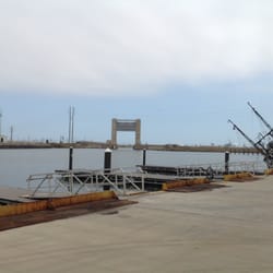 Extreme Marine Service - 26 Photos - Boat Repair - 101 West Brazos St ...