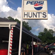 Hunt’s Dairy Bar - 14 Reviews - Burgers - 403 Sainte Genevieve Ave ...