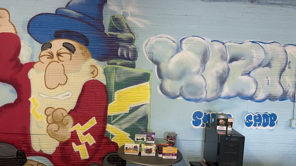 Wizard Smoke Shop, Montgomery | Roadtrippers
