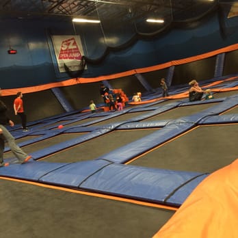 Sky Zone Trampoline Park - 129 Photos & 180 Reviews - Trampoline Parks ...