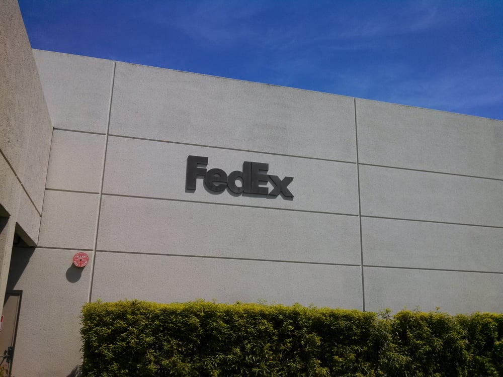 FedEx Ship Center - 12 Photos & 105 Reviews - Shipping Centers - 900 ...
