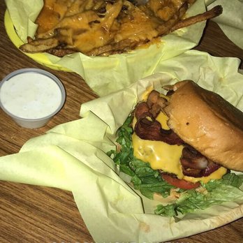 The Golden Light Cantina - 50 Photos & 84 Reviews - Burgers - 2906 SW ...