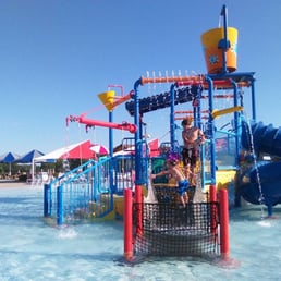 Aberdeen Aquatic Center - Water Parks - 1029 S Dakota St, Aberdeen, SD ...