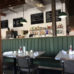 Dilly Diner - 282 Photos & 200 Reviews - Breakfast & Brunch - 402 E 2nd ...