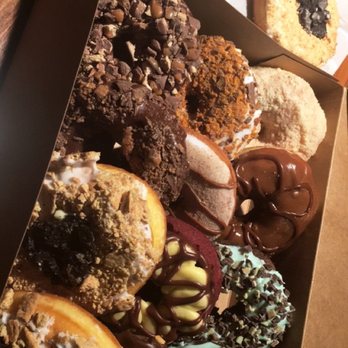 Hurts Donut - 645 Photos & 289 Reviews - Donuts - 2161 E University Dr ...