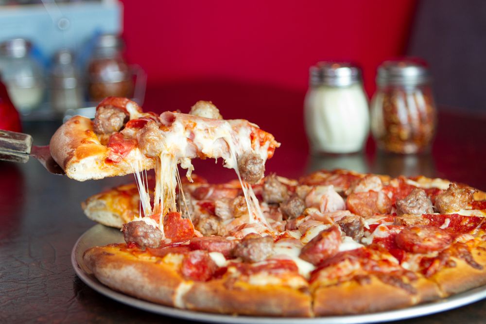 Flying Pie Pizzaria - 123 Photos & 80 Reviews - Pizza - 1326 S Broadway ...