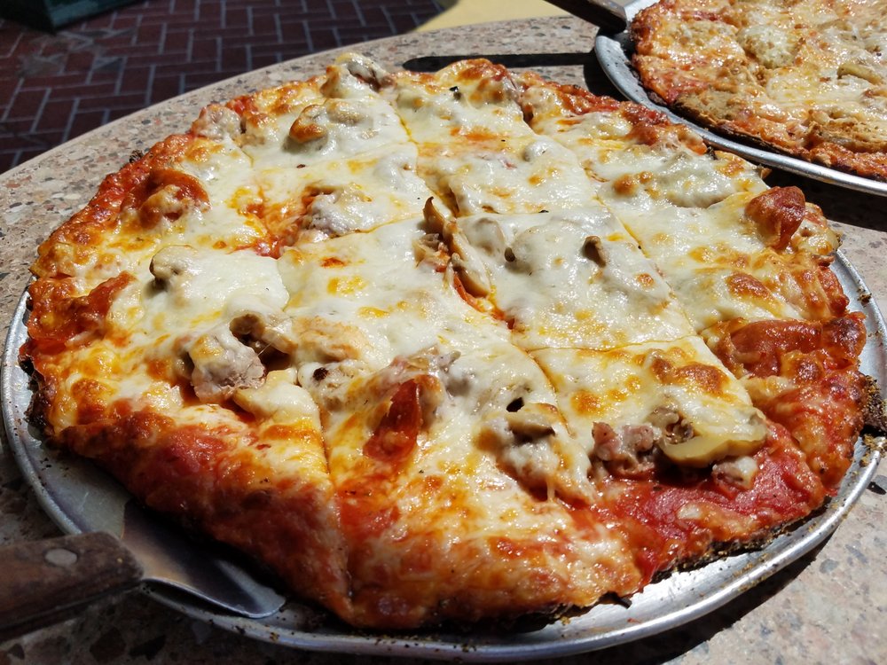Guido’s Italian Restaurant - 65 Photos & 98 Reviews - Pizza - 7219 ...