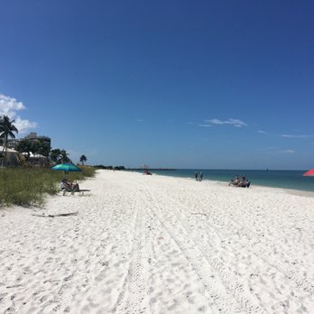 Via Miramar - 11 Photos - Beaches - 2700 Gulf Shore Blvd N, Naples, FL ...