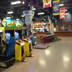 Sportplexe de Pierrefonds - Stadiums & Arenas - 14700 Boulevard de ...