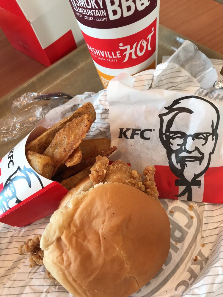 KFC - 18 Photos - Fast Food - 101 N Chicago Ave, South Milwaukee, WI ...