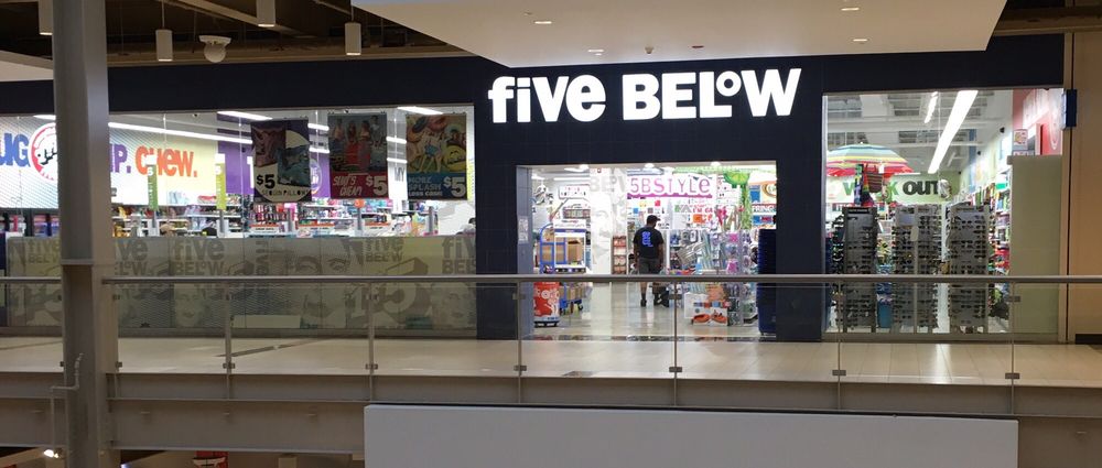 five below - Accessories - 1000 Palisades Center Dr, West Nyack, NY ...