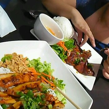 Pho Saigon Bay - 430 Photos & 354 Reviews - Vietnamese - 5756 Pacific ...