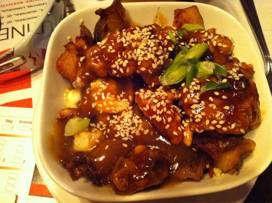 Poutineville – So Montréal