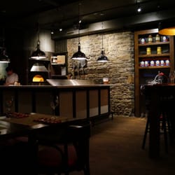 BEVO Bar + Pizzeria - 308 Photos & 228 Reviews - Bars - 410 Rue Saint ...