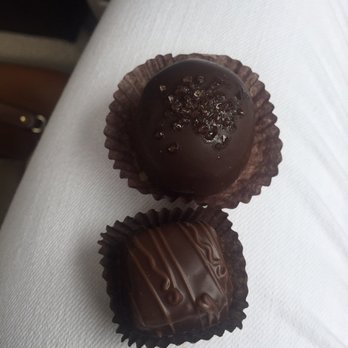 The Chocolate Barn - 20 Photos & 32 Reviews - Chocolatiers & Shops ...