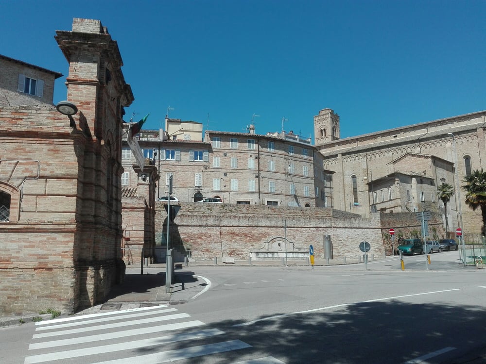 Comune di Fermo - Public Services & Government - Piazza Dante Alighieri ...