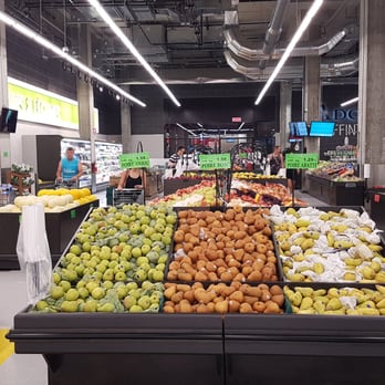 ADONIS - 14 Photos & 15 Reviews - Grocery - 225 Rue Peel, Sud-Ouest ...