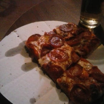 Plank’s On Broadway - 30 Photos & 39 Reviews - Pizza - 4022 Broadway ...