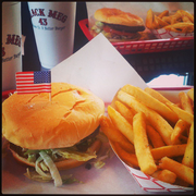 Black Meg 43 - 18 Photos & 53 Reviews - Burgers - 1406 E Rancier Ave ...