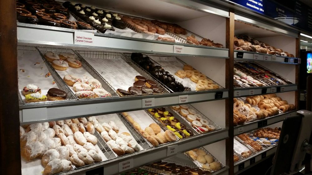 The Donut Pub - 729 Photos & 727 Reviews - Bakeries - 203 W 14th St ...