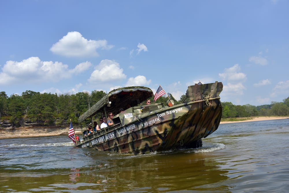 Dells Army Ducks - 93 Photos & 80 Reviews - Boat Charters - 1550 ...